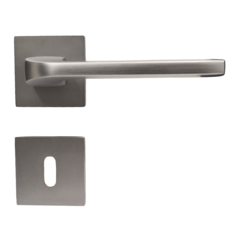 Door handles with square rosettes, for simple locks | Megate